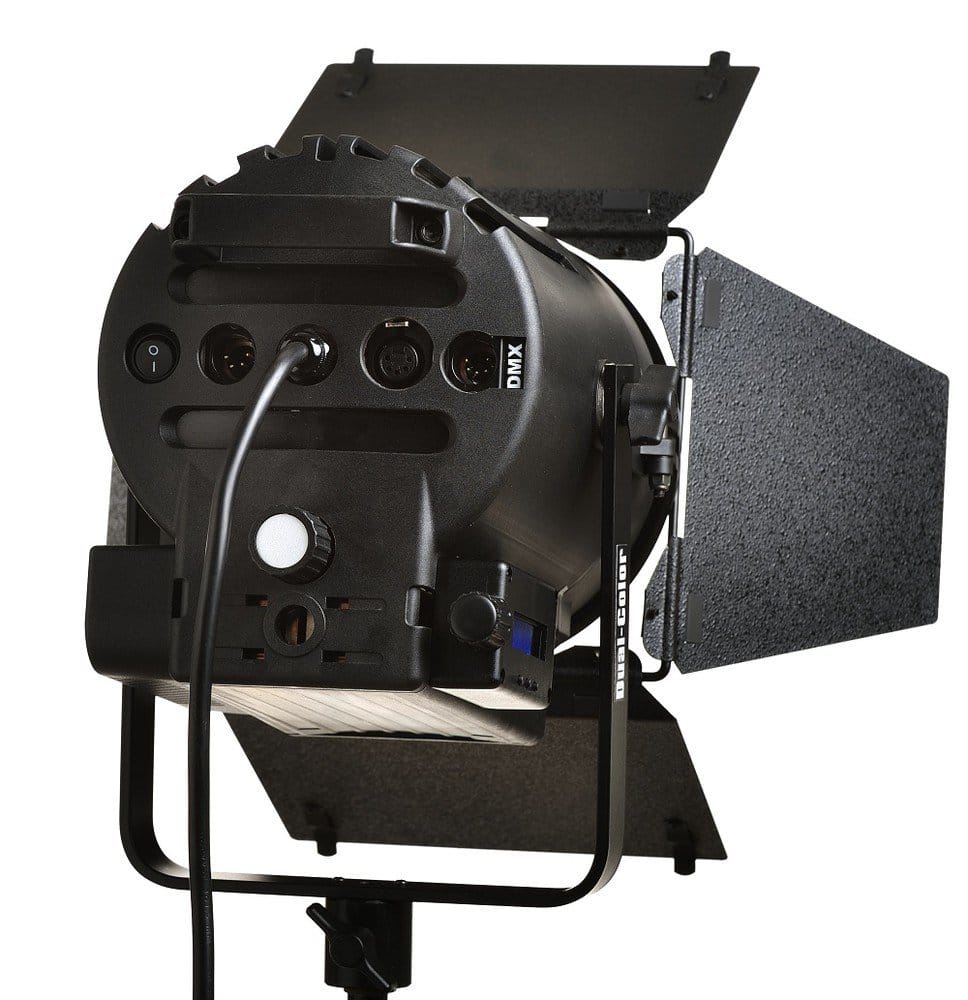 Lupo Dayled 1000 Dual Color - FRESNEL LED - Foto en Filmstudio Nijmegen